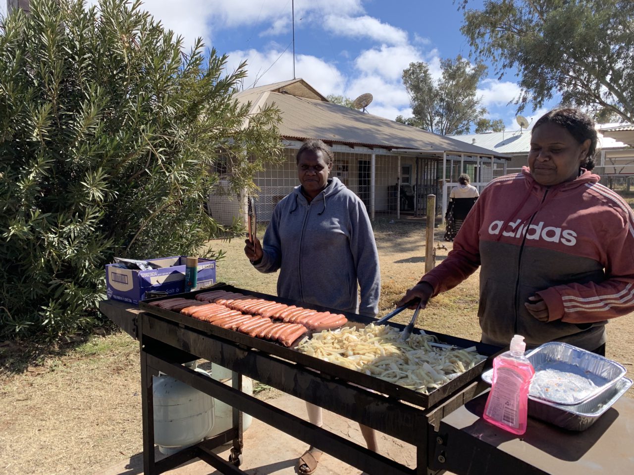 Power Charging Begins in Pukatja - MoneyMob Talkabout